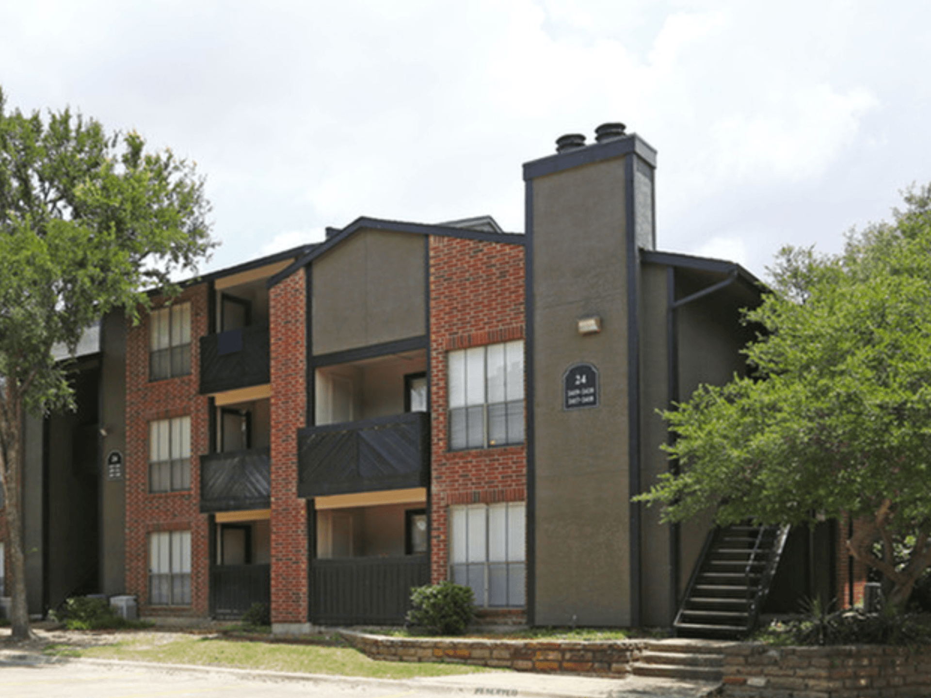 Summerwood Cove Apartments